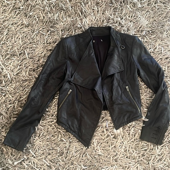 Elizabeth and James | Jackets & Coats | Leather Crop Top Jacket | Poshmark